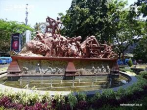 Monumen Bersejarah Kota Malang Paling Ikonik | | Nahwa Travel