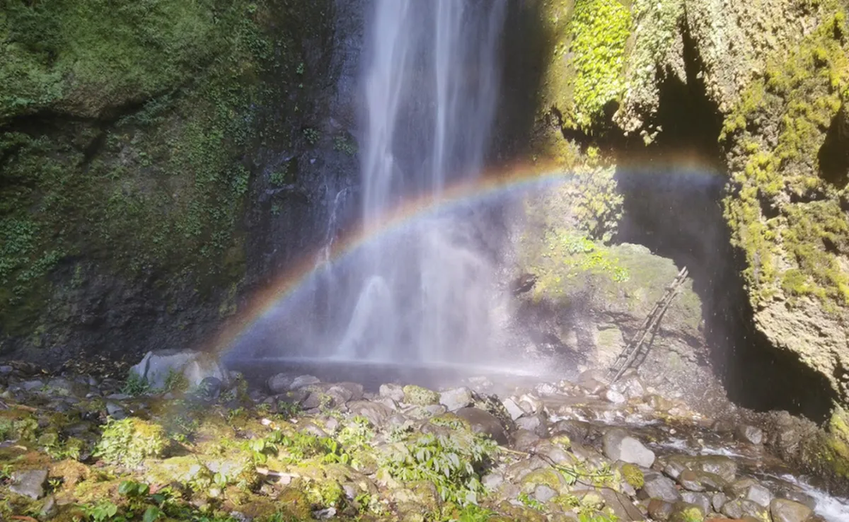 Air Terjun Coban Glotak: Lokasi, Tiket Masuk, & Fasilitas